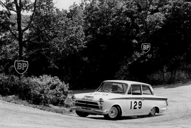 Lotus Cortina Information : Mk1 Alan Mann 1965 / 66